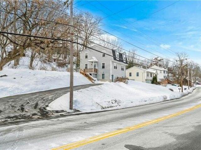 3 bedroom, Lincoln RI 02865 102025598