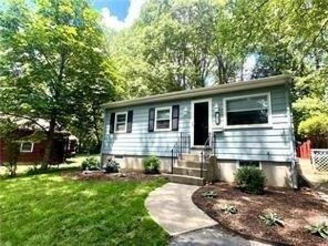 3 bedroom, Lincoln RI 02865 102090256