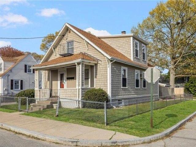3 bedroom, Lincoln RI 02865 LS102709392