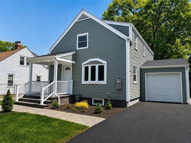 3 bedroom, Lincoln RI 02865 LS103073845