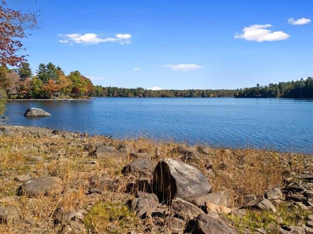 3 bedroom, Lincolnville ME 04849 102346694