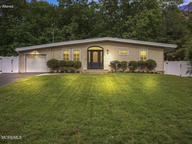 3 bedroom, Lincroft NJ 07738 102559517