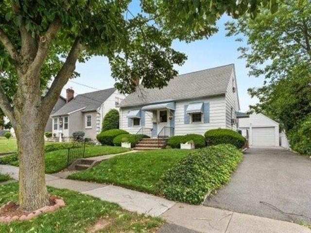 3 bedroom, Linden NJ 07036 105126240
