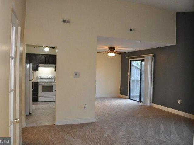 3 bedroom, Lindenwold NJ 08021 102255828