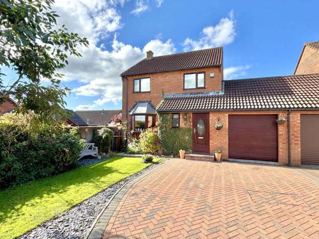 3 Bedroom Link Detached House