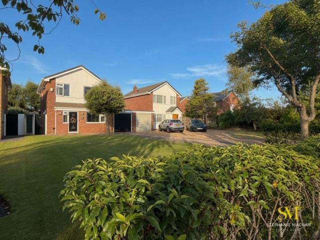 3 Bedroom Link Detached House