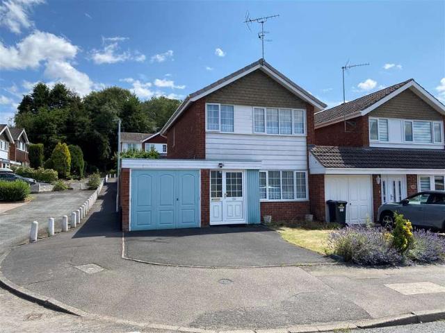 3 Bedroom Link Detached House