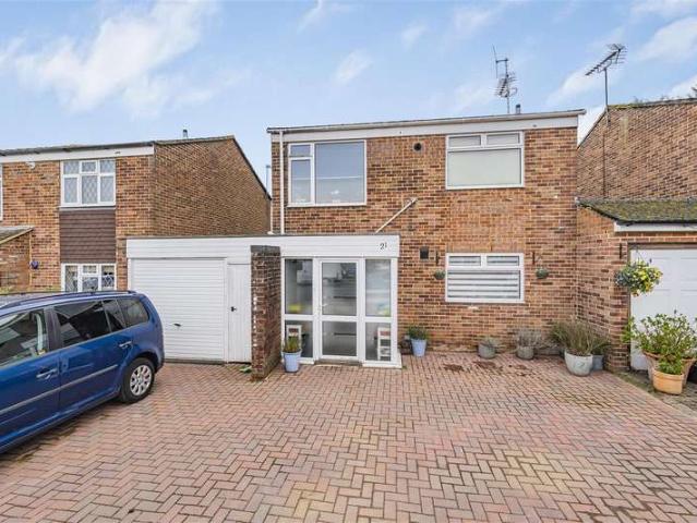 3 Bedroom Link Detached House