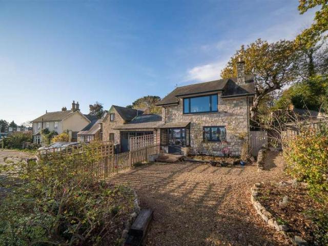 3 Bedroom Link Detached House
