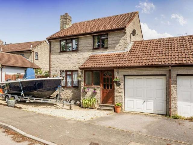 3 Bedroom Link Detached House