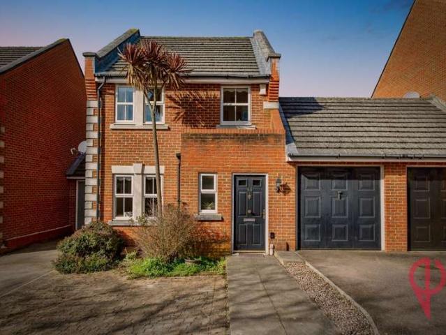 3 Bedroom Link Detached House