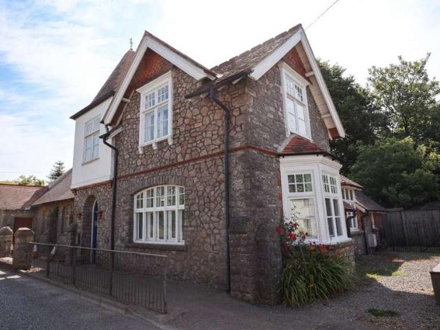 3 Bedroom Link Detached House