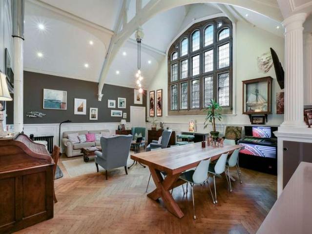 3 Bedroom Link Detached House