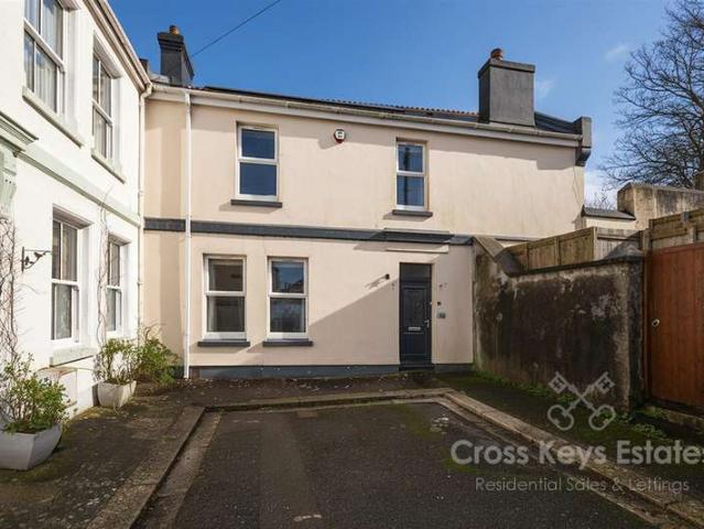 3 Bedroom Link Detached House