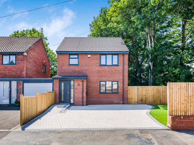 3 Bedroom Link Detached House