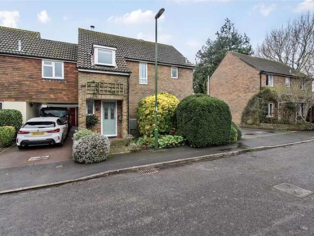 3 Bedroom Link Detached House