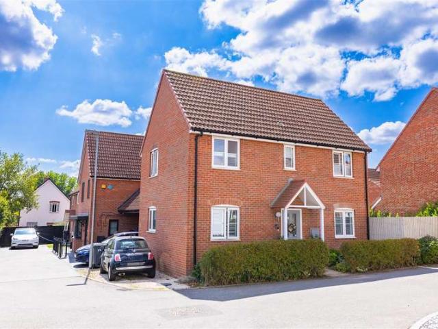 3 Bedroom Detached House