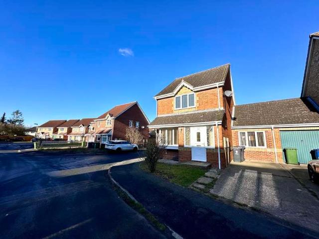 3 Bedroom Link Detached House