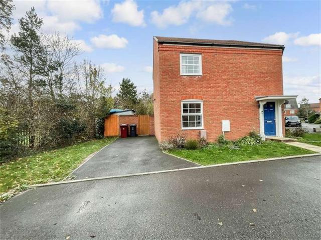 3 Bedroom Link Detached House