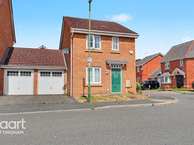 3 Bedroom Link Detached House To Rent In Creamery Close, Nottingham, NG8