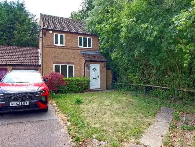 3 Bedroom Link Detached House To Rent In Rillington Gardens, Emerson Valley, Milton Keynes, MK4