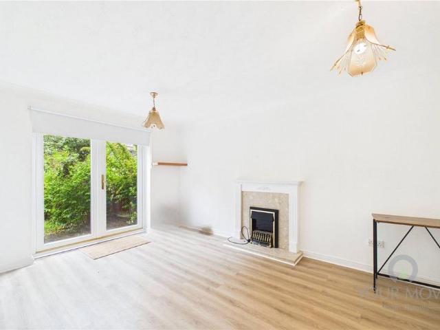 3 bedroom link detached house to rent