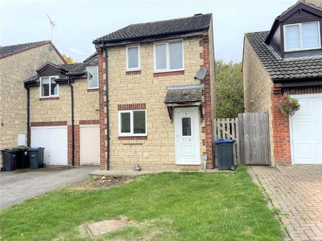 3 bedroom link detached house to rent