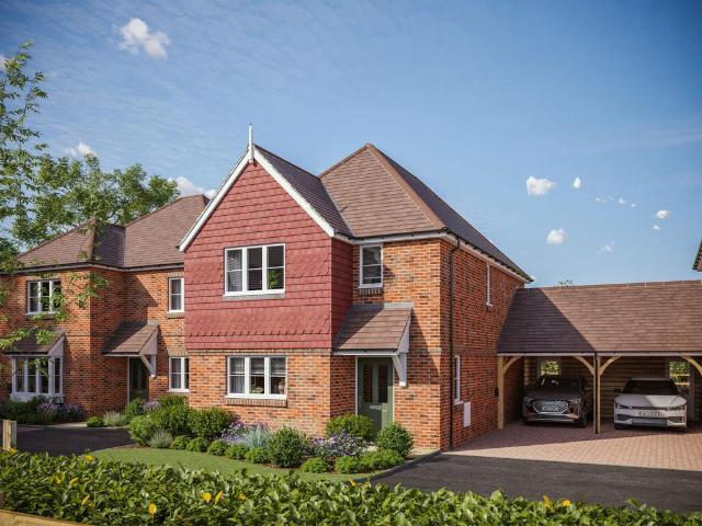 3 bedroom link detached house for sale