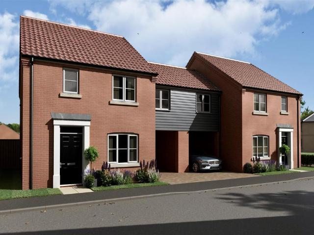 3 bedroom link detached house for sale