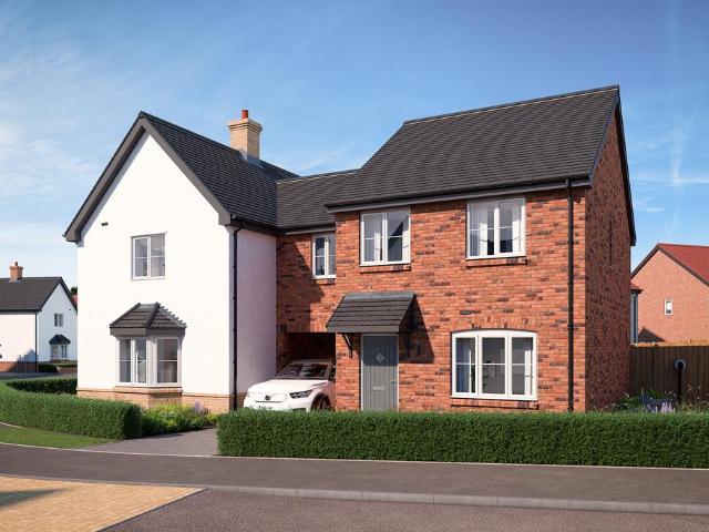 3 bedroom link detached house for sale