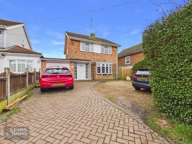 3 bedroom link detached house for sale