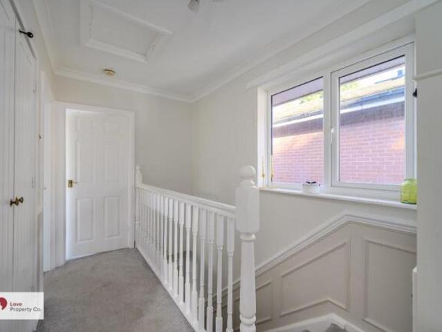 3 bedroom link detached house for sale in Thelsford Way, Solihull, B92 9NJ, B92