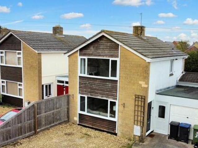 3 Bedroom Link Detached House For Sale In Trowbridge