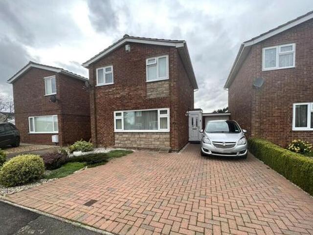 3 Bedroom Link Detached House For Sale In Warboys, Huntingdon