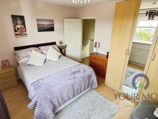 3 bedroom link detached house for sale in Wedgwood Road, Bedford, Bedfordshire, MK41