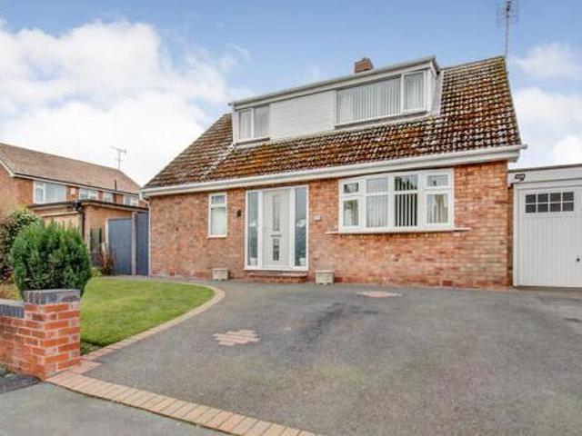 3 Bedroom Link Detached House For Sale In Wistaston