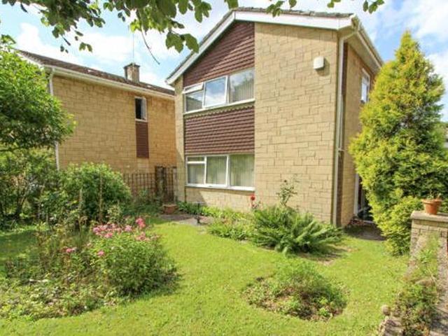 3 Bedroom Link Detached House For Sale In Yate