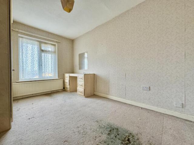3 bedroom link detached house for sale in Aldrin Road, Exeter, EX4