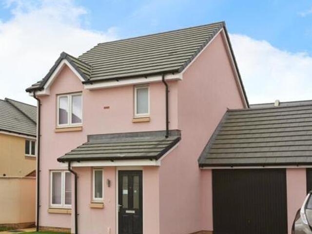 3 Bedroom Link Detached House For Sale In Bristol, Gloucestershire