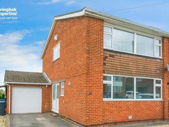 3 Bedroom Link Detached House For Sale In Bristol
