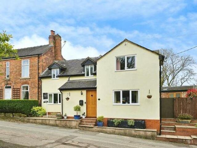 3 Bedroom Link Detached House For Sale In Burnaston