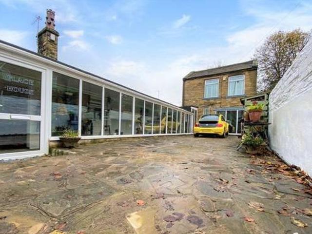 3 bedroom link detached house for sale in Central Place Bradford BD14 BD14