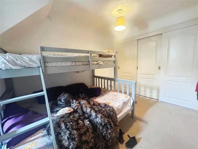 3 bedroom link detached house for sale in Devonshire Park, Reading, Berkshire, RG2