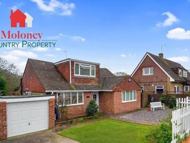 3 Bedroom Link Detached House For Sale In East Sussex