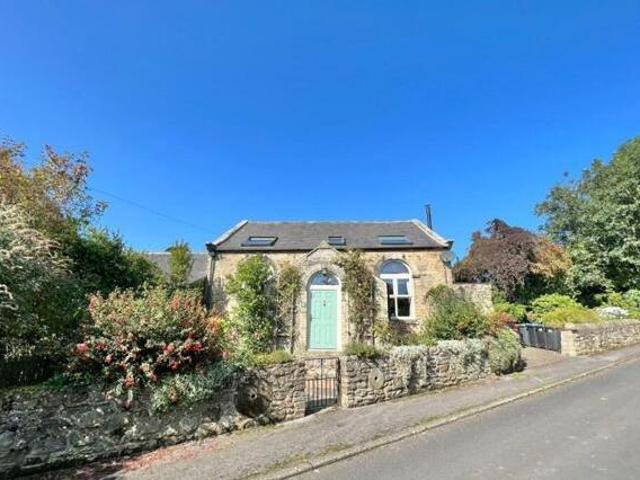 3 Bedroom Link Detached House For Sale In East View, Helmington Row