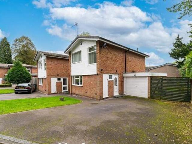 3 Bedroom Link Detached House For Sale In Edgbaston