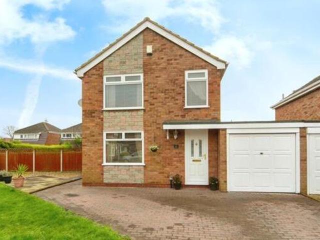 3 Bedroom Link Detached House For Sale In Elton