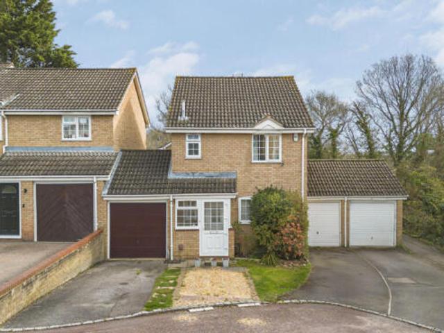 3 bedroom link detached house for sale in Fakenham Close, Lower Earley, RG6