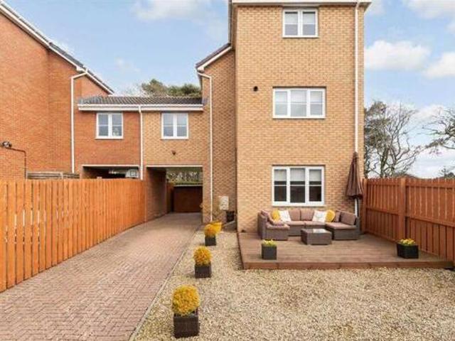 3 Bedroom Link Detached House For Sale In Game Keepers Wynd