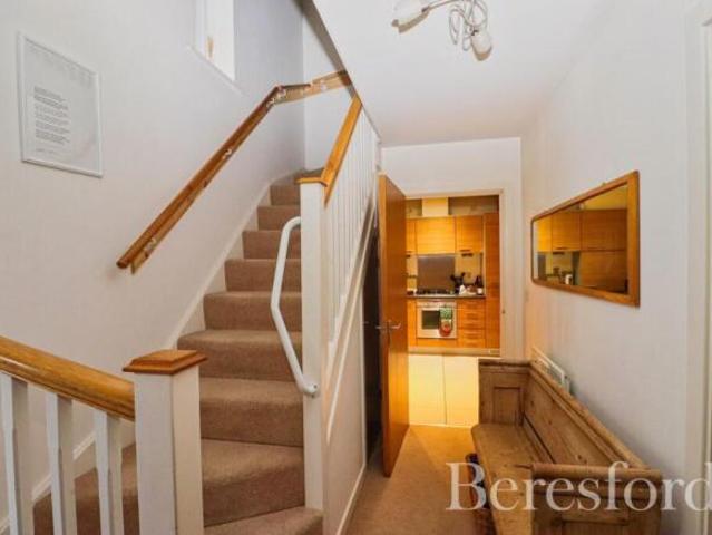 3 bedroom link detached house for sale in Greenland Gardens, Great Baddow, CM2